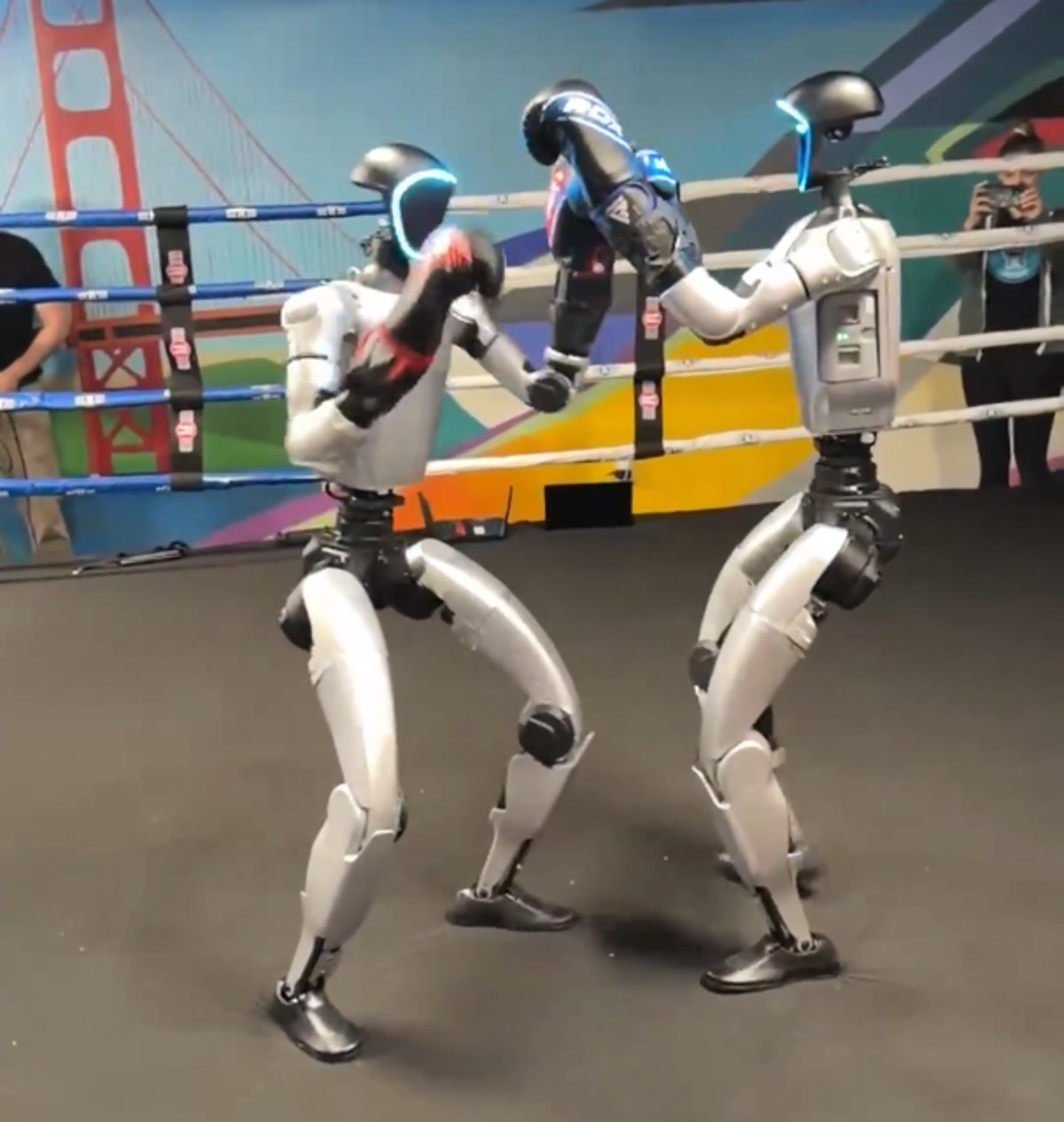 Robot Rumble: VR-Controlled Bots Prepare for Battle | RoboHorizon Magazine - AI you can touch